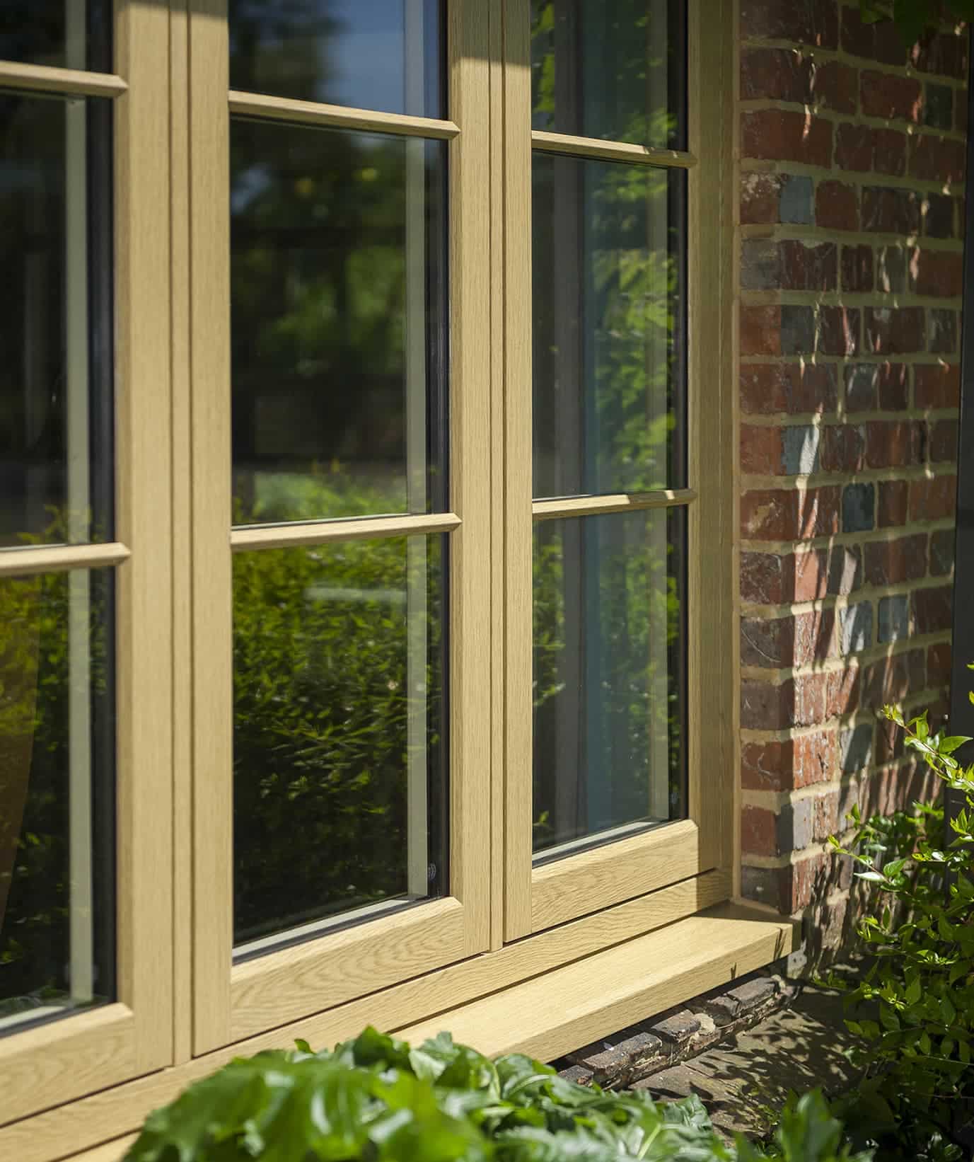 The difference between flush and casement windows | RB Windows